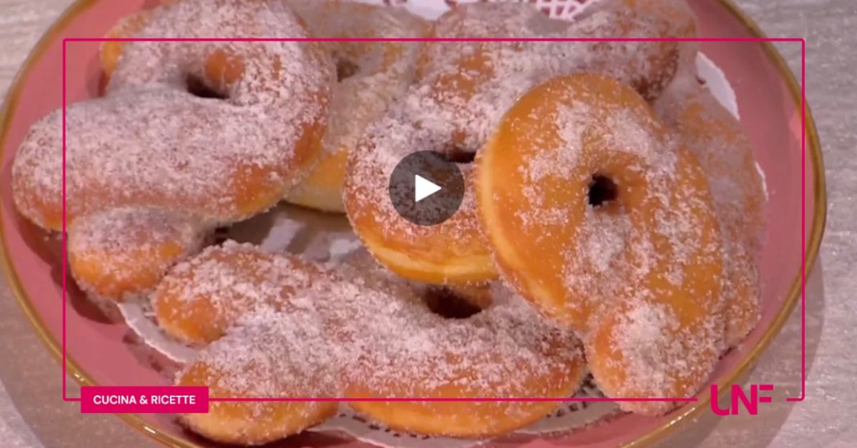 Graffe di Carnevale è la golosa ricetta di Fulvio Marino. Buonissime ...