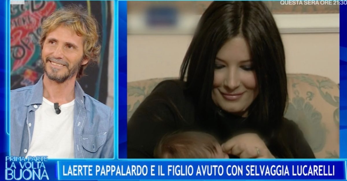 Selvaggia Lucarelli e Laerte Pappalardo giovanissimi con il figlio ...