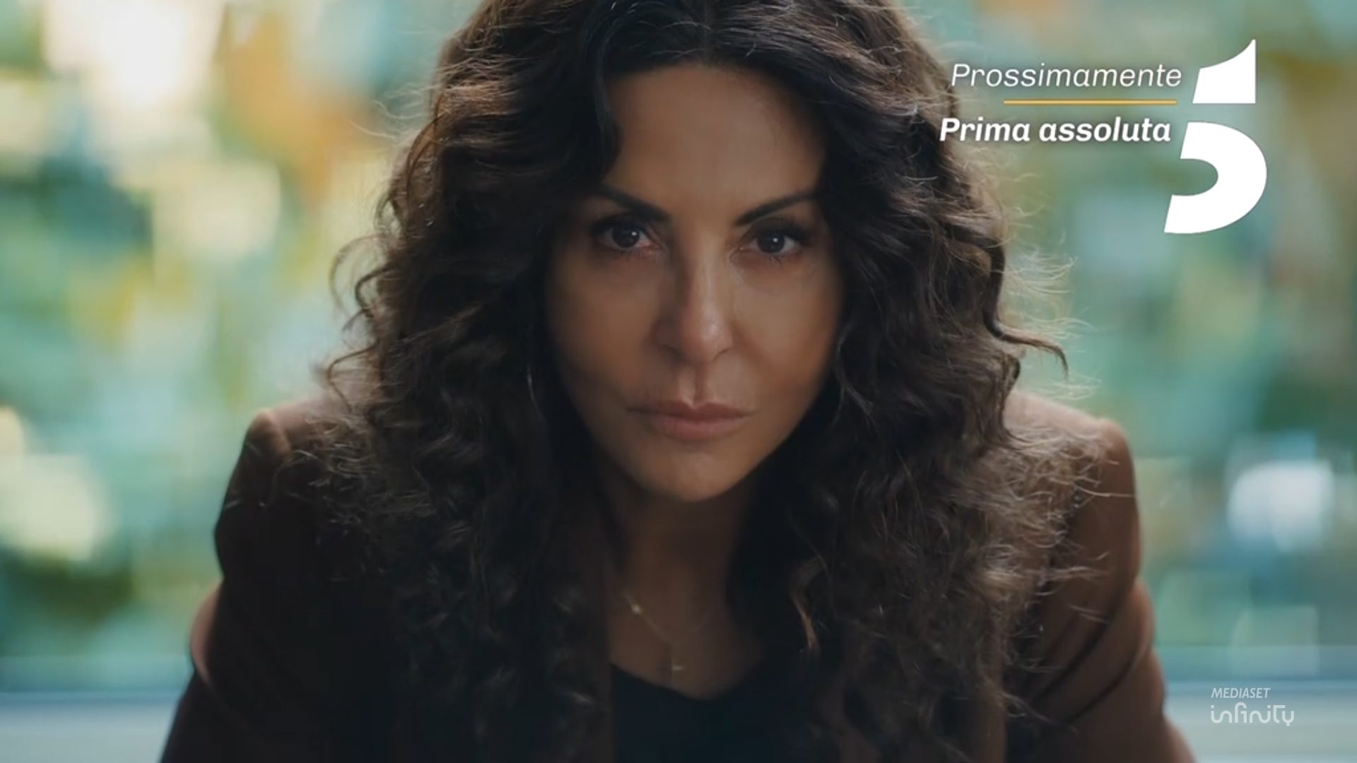 A testa alta su Canale 5: chi ha diffuso il video della preside ...